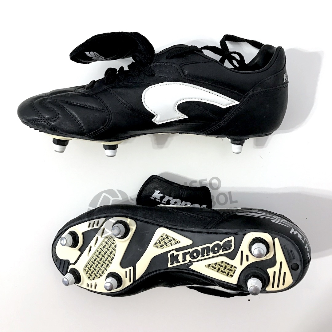 Boots 96-97 STOICHKOV Kronos Signed Fc Barcelona – El Museo del Futbol